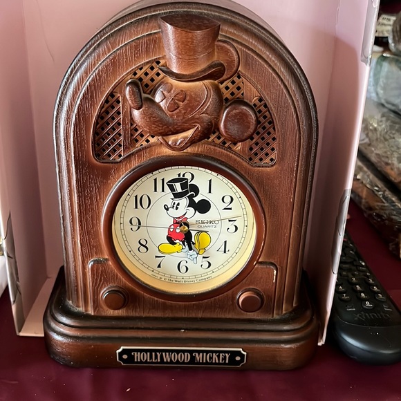 Accents | Walt Disney Mickey Mouse Clock | Poshmark